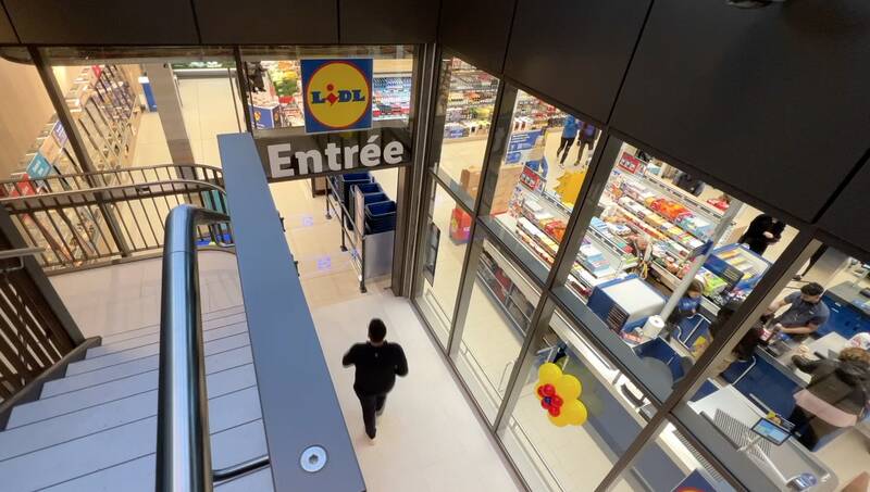 Lidl voit grand à Vernier